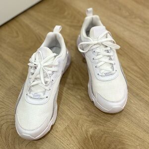 Nike | Shoes | Nike Ryz Ii 365 Womens White Chunky Casual Running Shoes Sz 9 Leather Mesh | Poshmark